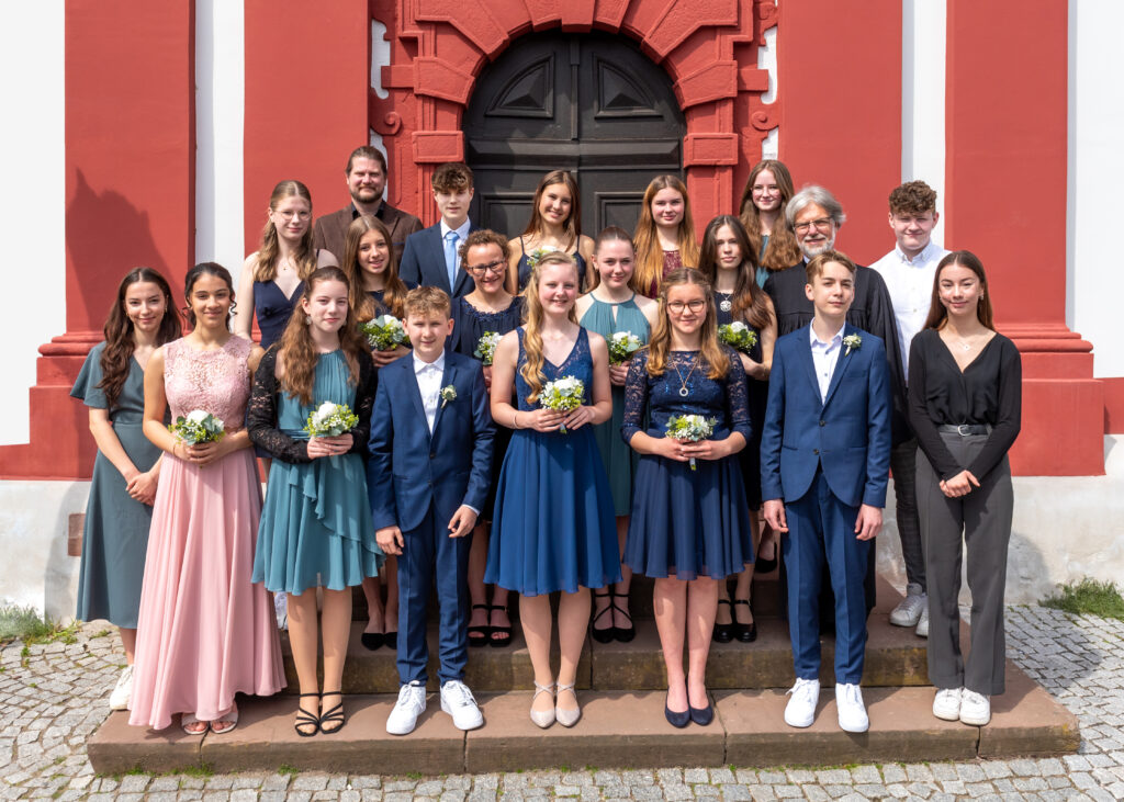 Konfirmation 2023 - Evangelische Kirchengemeinde Naurod